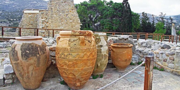 Your Guide to the Heraklion Archaeological Museum - Crete Greece Travel ...