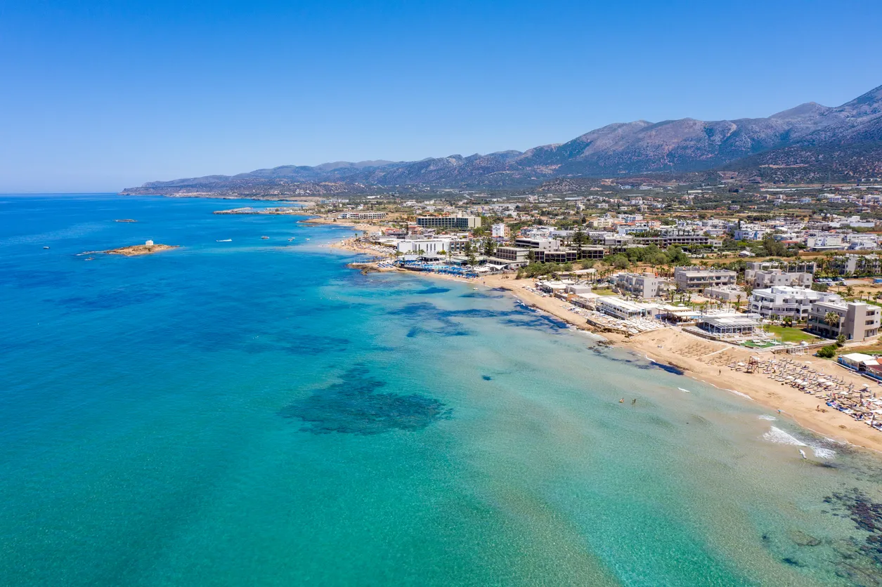 Beachfront Villa Rentals in Crete for Families & Couples